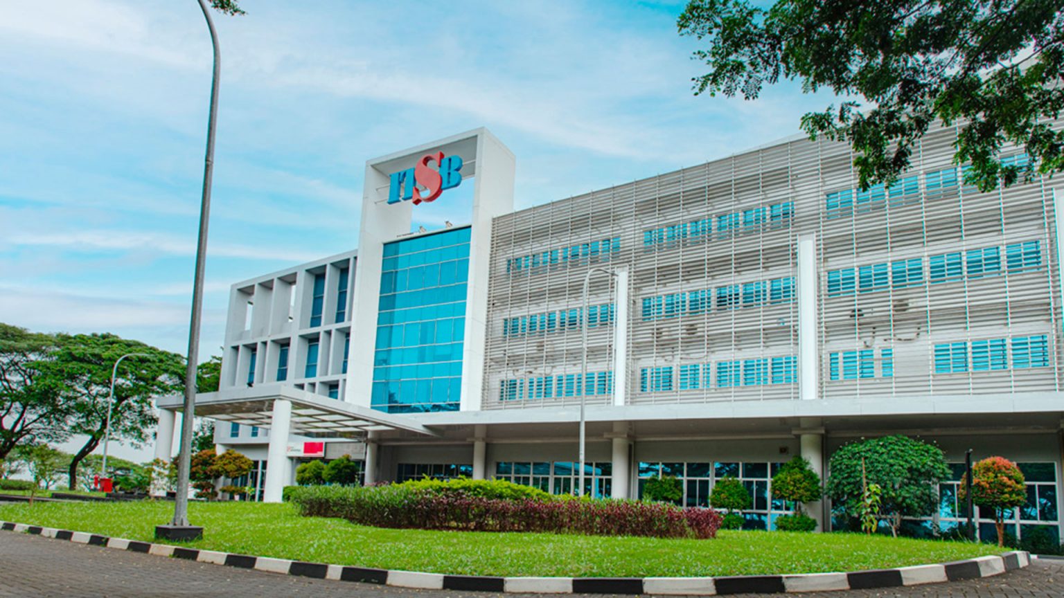 Facilities - Kota Deltamas